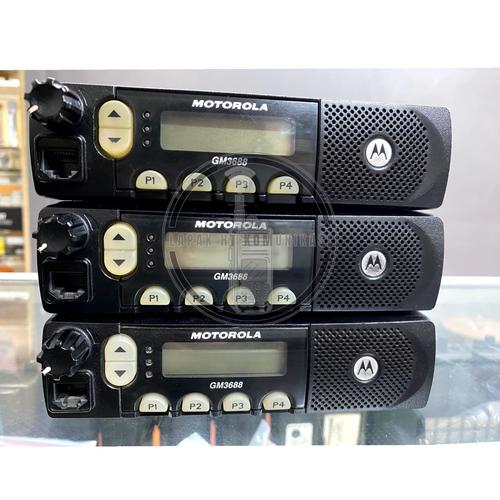 Jual RIG BEKAS MOTOROLA GM3688 UHF LOW 350-380Mhz - Jakarta Barat ...