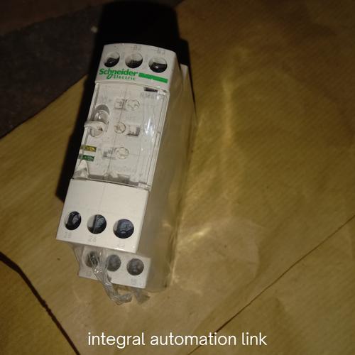 Jual SCHNEIDER ZELIO RM4UA33M Voltage measurement relay no box - Kota ...