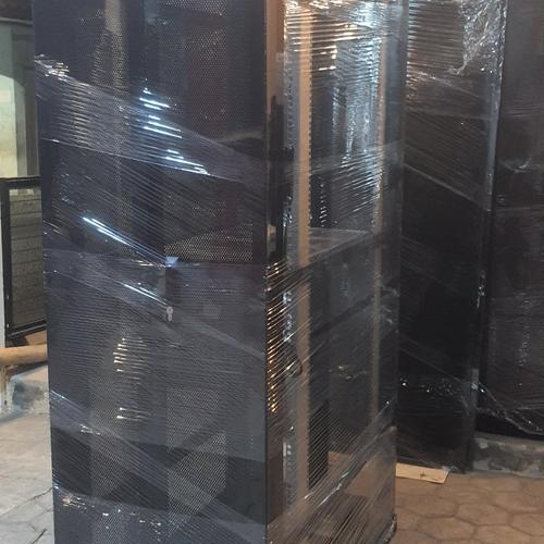 Jual closed rack fortuna 42u depth 900mm - Jakarta Utara - PT.Brodont ...