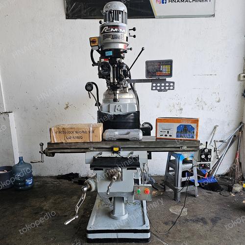 Jual Milling Taiwan SM4 / Spindle NT30 / Kondisi Bekas Rekondisi 80 ...