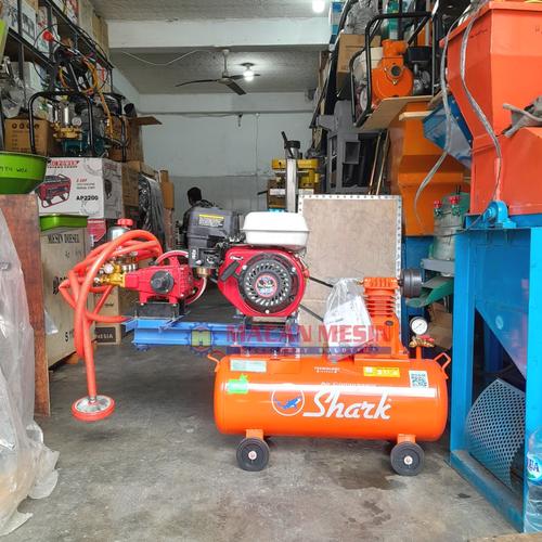 Jual PAKET MESIN COMPRESSOR COMPLETE GASOLINE ENGINE WITH SPRAYER ...