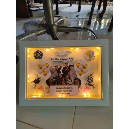 Jual FRAME POP UP GRADUATION KADO WISUDA FREE CUSTOM DESAIN - LED ...