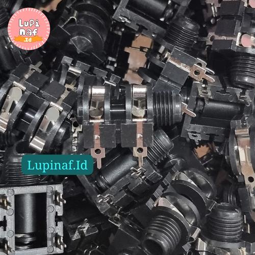 Jual SOKET AKAI MONO STEREO BULAT SOCKET ULAT BULU KELABANG - stereo ...