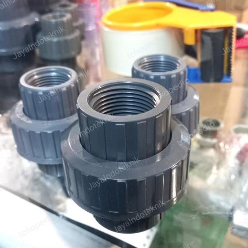 Jual watermur pvc 1 1/4 inch drat / water mur pvc 1 1/4" - Jakarta ...