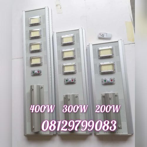 Jual lampu jalan led 100w 100 w solar sel panel surya matahari pju 100w ...