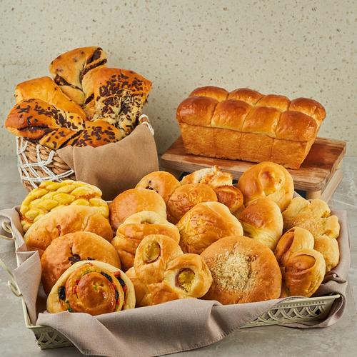 Jual Varian Roti Asin Manis - Roti Keju Ayam - Jakarta Selatan ...