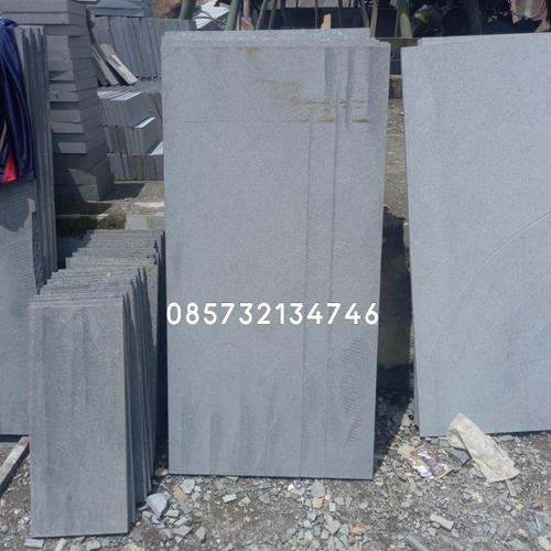 Jual Lembaran Batu Andesit Hitam Polos (Non Bakar) - Kab. Tulungagung ...