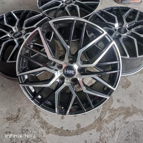 Jual VELG SECOND HSR BOTAIN RING 19 BUAT MOBIL HRV, X-PANDER, INNOVA ...