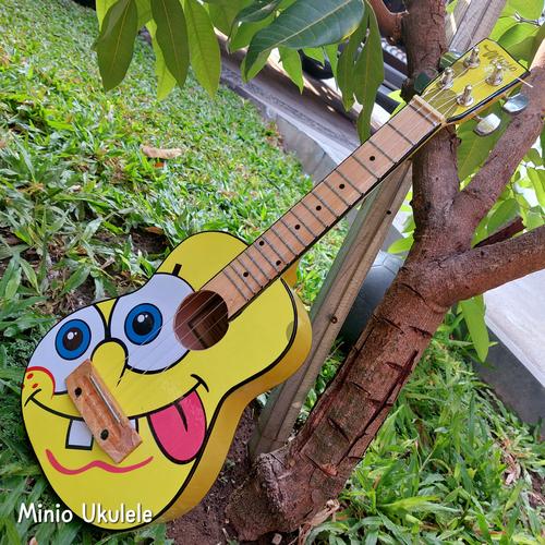 Jual Gitar ukulele senar 4 spongebob - Tanpa Tas - Kab. Sukoharjo ...
