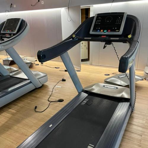 Jual Technogym Run 500 LED ex used - Kota Tangerang - Anabolic Store ...