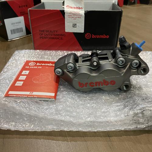Jual Kaliper brembo original 4 piston axial posisi kanan grey red logo - Kab. Bandung Barat ...