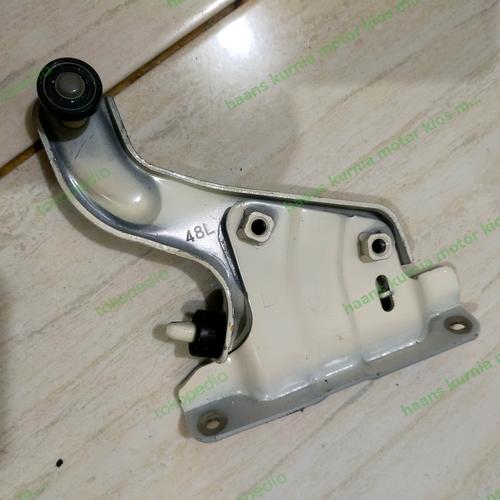 Jual roler engsel pintu sliding door atas alphard vellfire anh20 kiri ...