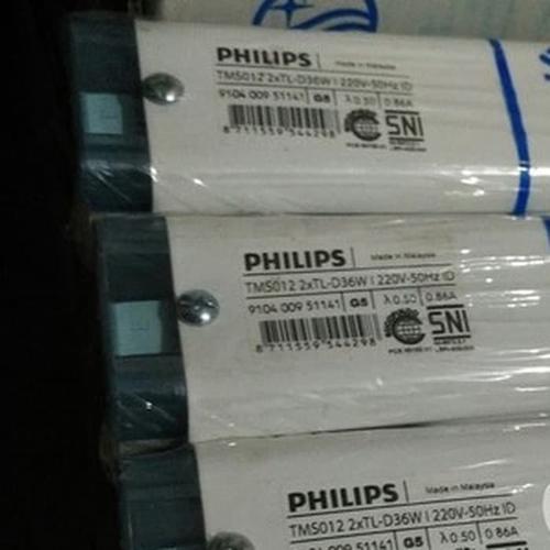 Jual Philips Kap Lampu Simbat 2x36 Watt Balak Neon TMS012 Putih - Kota ...