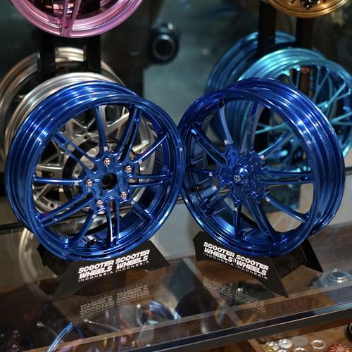 Jual Velg MK Factory WDRAG Blue Set 12inc Vespa Sprint Prima GT ...