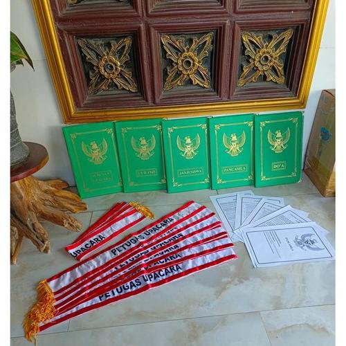 Jual SET MAP UPACARA - Hitam, Map saja - Kota Surabaya - Griya Remaja ...