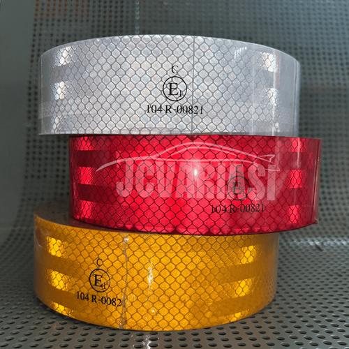 Jual STIKER MOBIL SAFETY MERAH KUNING HONEY COMB REFLEKTOR UJI KIR 1 ...
