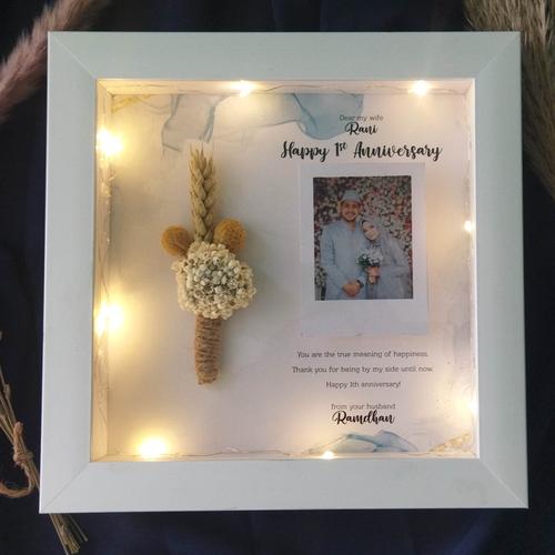 Jual Frame souvenir Pigura 3D Bingkai Buket Bunga Kering Bisa Custom ...