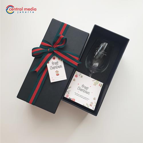 Jual Engraved Wine Glass + Hard Box Gift Gelas Wine Grafir Custom ...