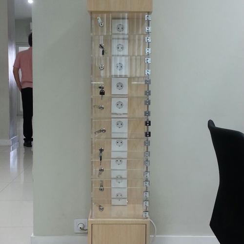 Jual tempat charge charger hp isi baterai betere handphone lemari ...