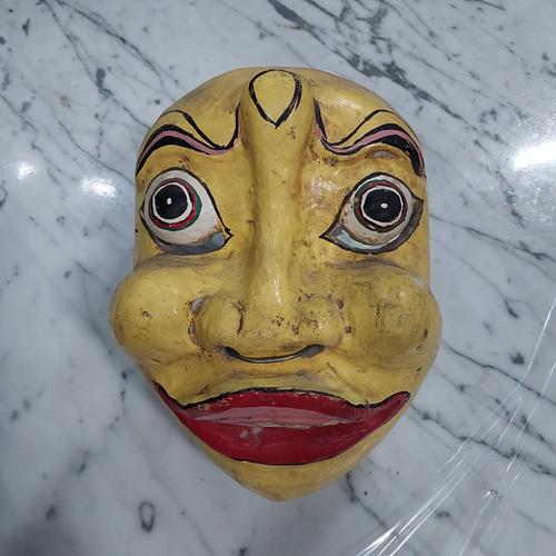 Jual Topeng Tari Limbukan Kayu Jawa Kuning Kuno Tua Lawas - Kota ...