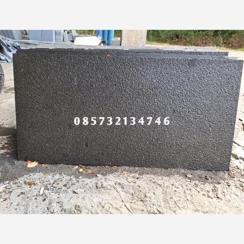 Jual Batu Andesit Hitam Finishing Bush Hummer 60x120cm - Kab ...