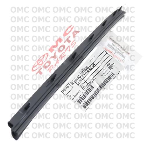 Jual Pelipit Pintu Karet Kaca Dalam Depan Kanan Hilux 68171-0K010 ...