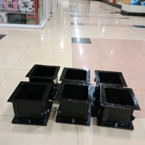 Jual jual CETAKAN KUBUS BETON 15X15X15 BLACEK Bahan besi Coor murah ...
