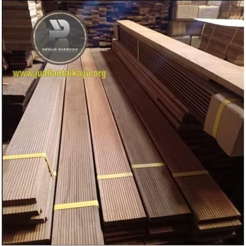 Jual Decking Kayu Bengkirai Panjang 300cm - Lantai Papan Bangkirai ...
