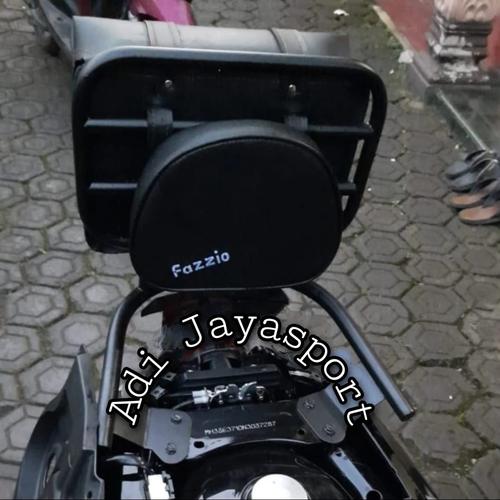 Jual besi behel atau rak belakang Yamaha fazzio - hitam full - Kota ...