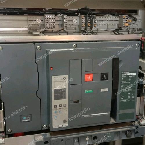 Jual ACB SCHNEIDER 65KA NW10H14D2EH DRAWOUT 4P 1000A KOMPLIT MOTORIZED UVT - Jakarta Pusat ...