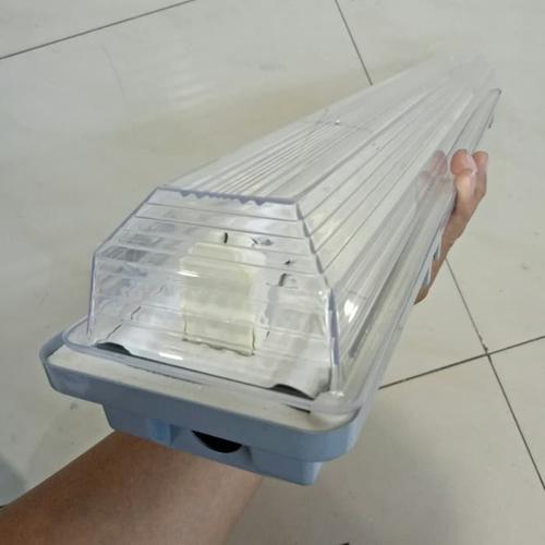 Jual Kap Lampu Neon Panjang TL T8 1x36 watt atau 1x40 watt waterproof ...