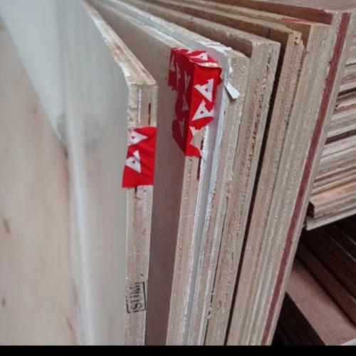 Jual Triplek Melamin Trimin Papan 6mm 6 mm 120 x 240 cm 1 Sisi Putih ...