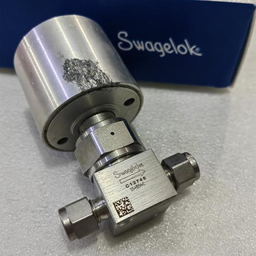 Jual Bellows Sealed Valve 1/4" OD 5000PSI NC Actuator Swagelok SS-HBSC-4 - Kota Batam - Levino ...