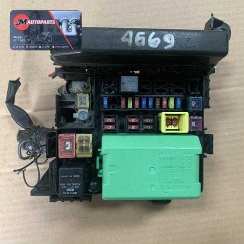 Jual FUSE BOX BOK SIKRING BOX SEKRING MITSUBISHI GRANDIS ORIGINAL - Kab ...