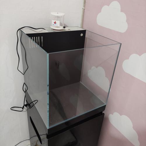 Jual Set Optic clear tank / Akuarium / Nano tank 40x40x40 - Jakarta ...