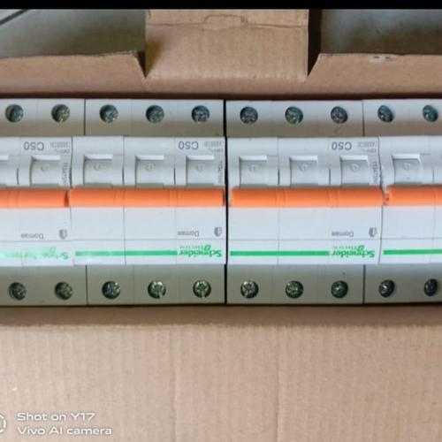 Jual MCB 3PHASE DOMAE 50A..63A.. SCHNEIDER - 63a - Jakarta Pusat - PANEL.ELEKTRIK U | Tokopedia