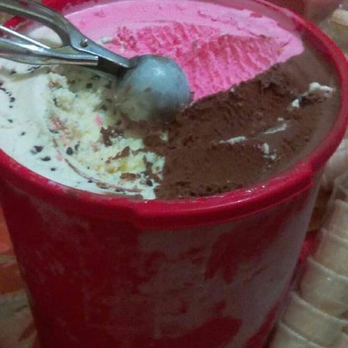 Jual ES KRIM ICE CREAM DIAMOND 8 LITER 3 RASA SPECIAL +COKLATCHIP ...