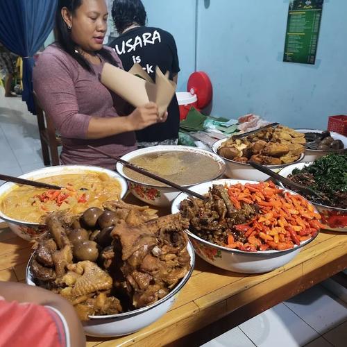 Jual (MENU TAMBAHAN) gudeg mercon sentul asli bu prihandi jogja - sayap ...