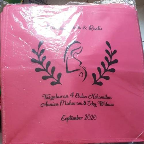 Jual TAS SPUNBOND GOODIE BAG CUSTOM SABLON SILVER 2 SISI uk 33 x 28 x ...