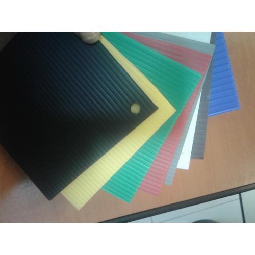 Jual karton plastik / impraboard / corrugated board - Jakarta Barat ...