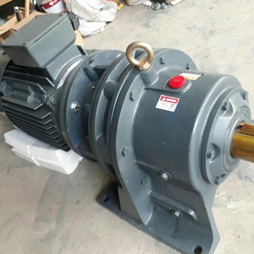 Jual Varitron cycloidal Gear motor 3phase 1.5kw ratio 1:6-29 + motor ...