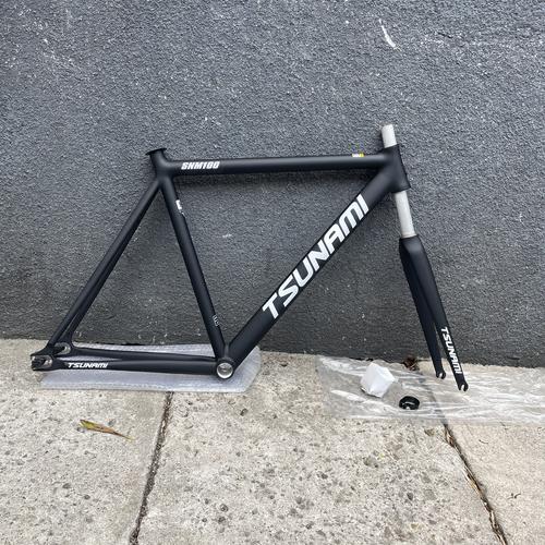 Jual Frame Tsunami Frame Sepeda Fixie Alumunium Alloy Frame Fork black ...