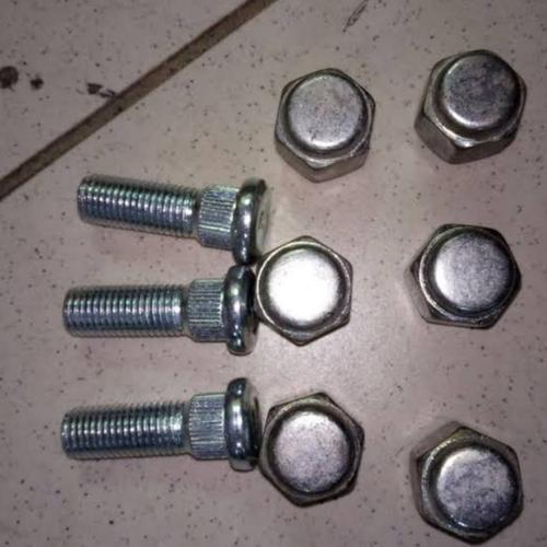 Jual baut roda avanza original set dengan mur roda - Jakarta Barat ...