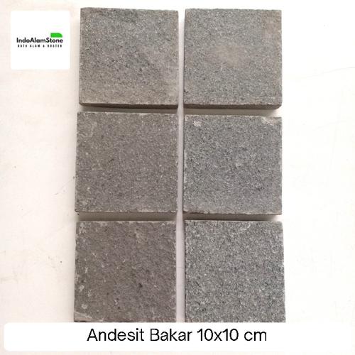 Jual batu alam andesit bakar 10x10 cm untuk lantai carport - Kab ...