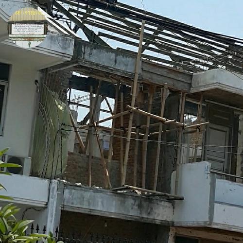 Jual konstruksi atap baja wf - Jakarta Barat - bengkel besi Konstruksi ...