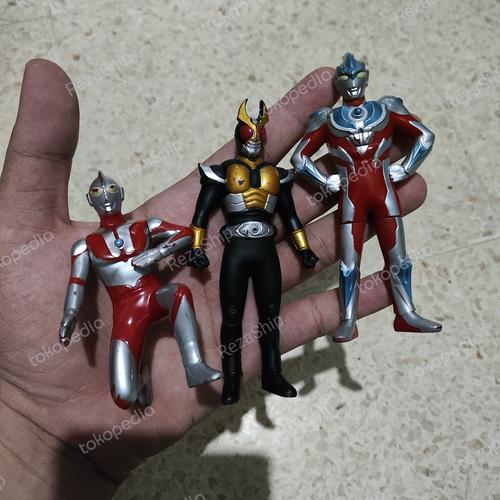 Jual Mini figure ultraman ginga kamen rider agito ultraman original ...