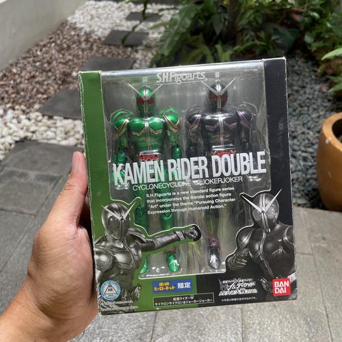Jual SHF Kamen Rider W Double Cyclone-cyclone Joker-joker - Kota ...