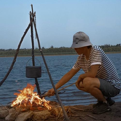 Jual Tripod gantungan api plat triangle cooking campfire - Kota Bandung ...