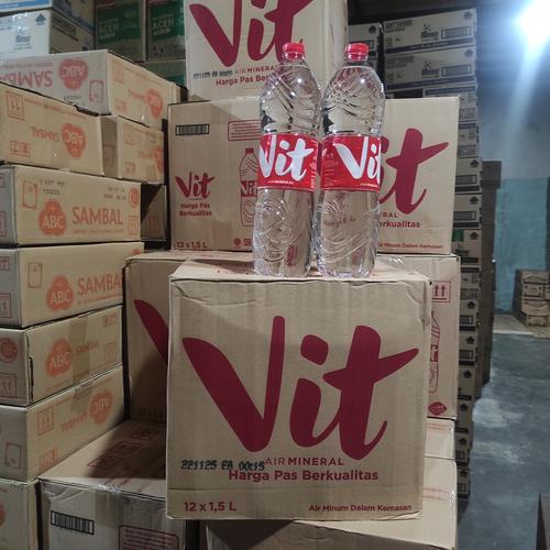 Jual Air Minum Air Mineral Vit Botol / Pet 1500ml 1 dus isi 12 pcs ...