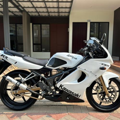 Jual Kawasaki ninja rr 2012 putih albino restorasi modifikasi istimewa ...